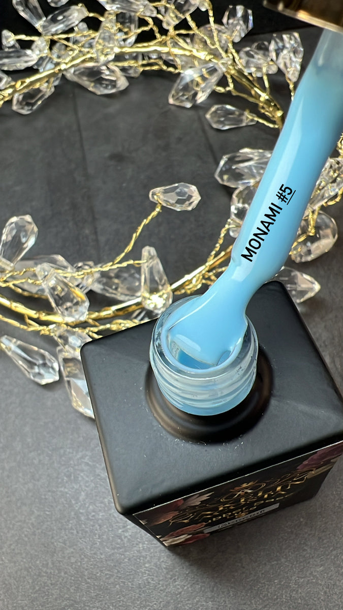 Rubber base serie MONAMI – Yakelin Acosta